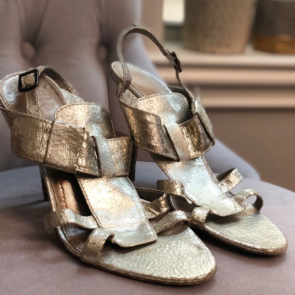 Givenchy | Shoes | Givenchy Gold Metallic Sandals Sz39 Retail 60 | Poshmark